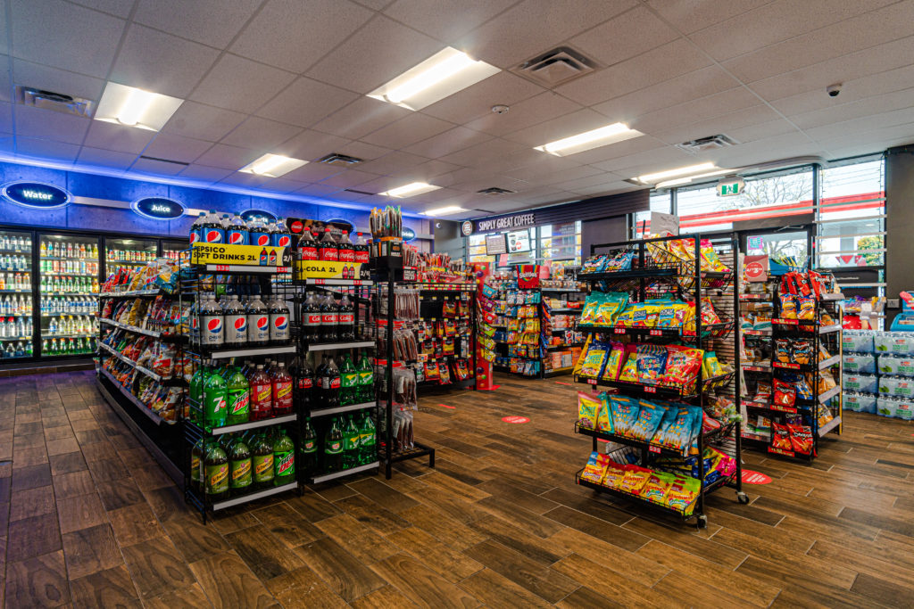 Circle K / Esso Station - Bourgon Construction